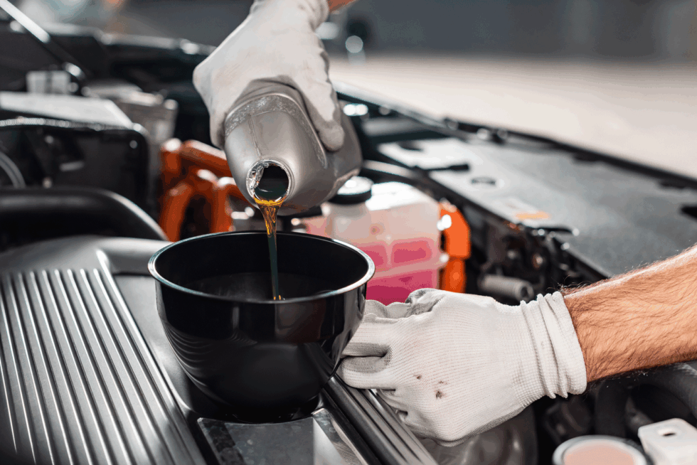 The Pros and Cons of Synthetic vs. Conventional Motor Oil - Harris ...