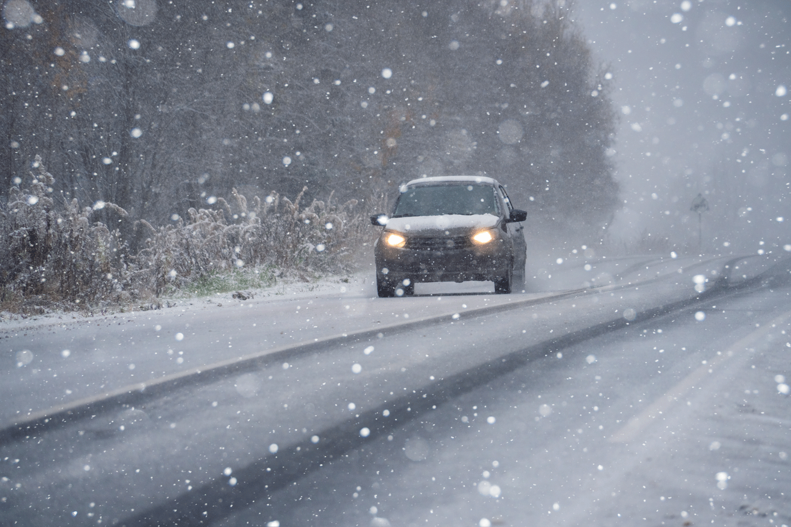 Driving in Snow and Ice: Safety Tips for Ohio Roads - Harris Automotive